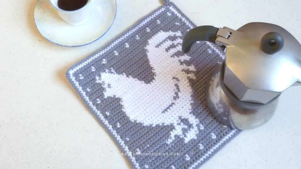 25 Free Crochet Chicken Patterns You’ll Love Making
